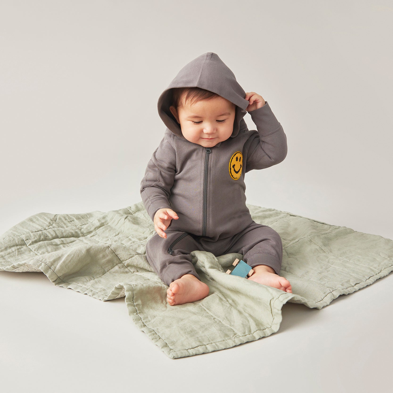 Beautiful Organic Baby Clothes : Sapling Child